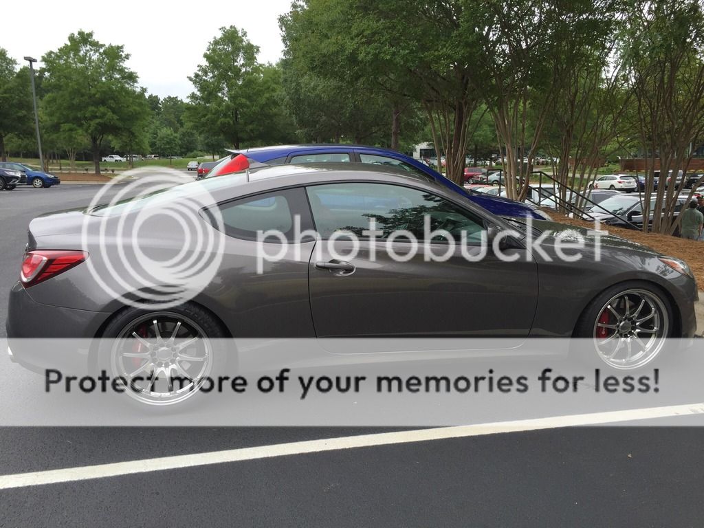 Looking wide in the rear! | Hyundai Genesis Forum