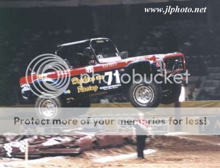 Anyone have any info on this old Race Bronco? | race-deZert