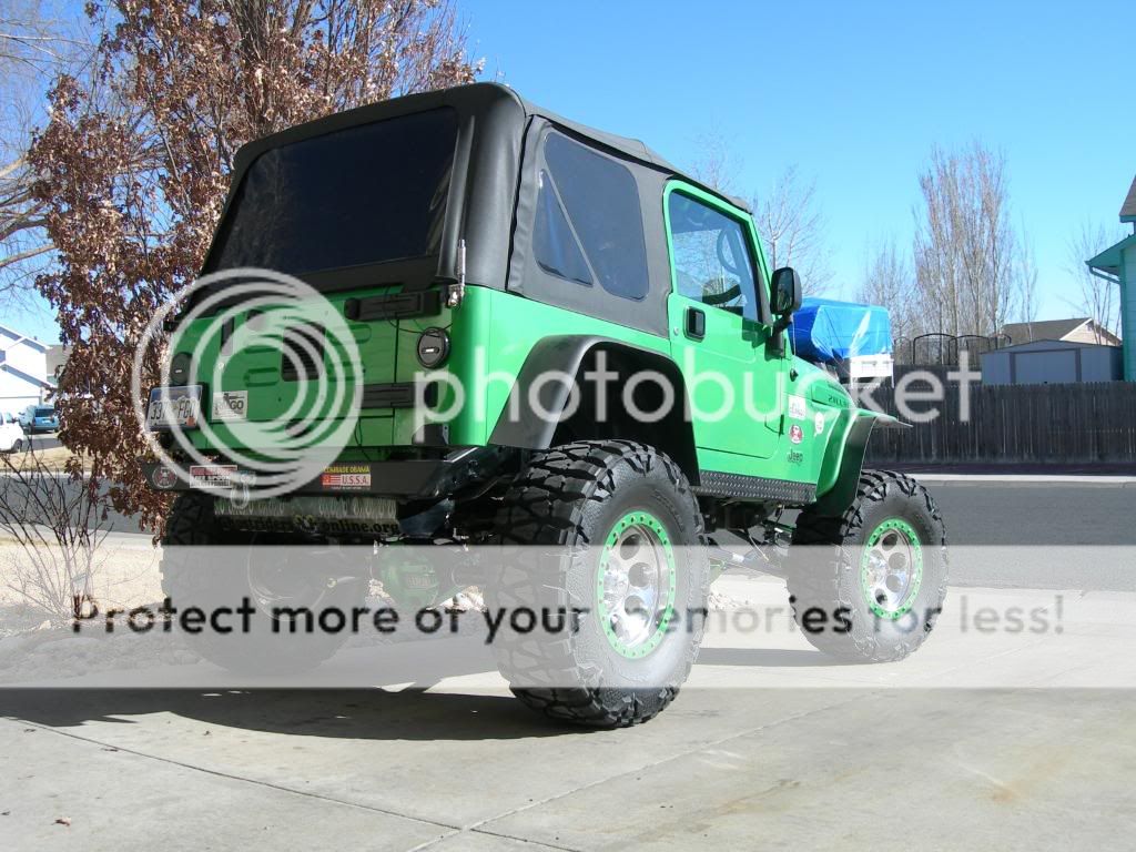 Mickey Thompson Classic Lock Ring in Gold | Jeep Enthusiast Forums